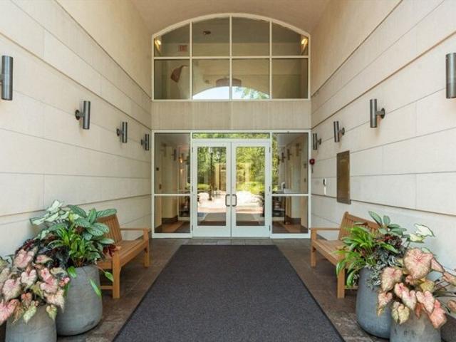 Mount Auburn St Apt,cambridge, Condo For Sale