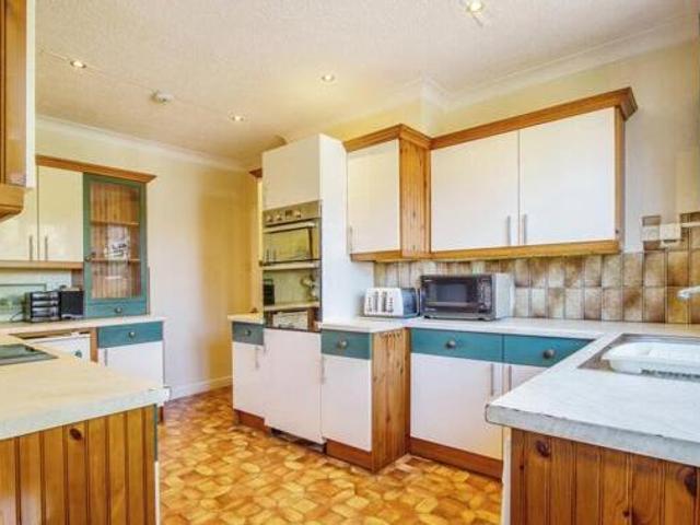 Mount Avenue, Wakefield, 3 Bedroom Detached