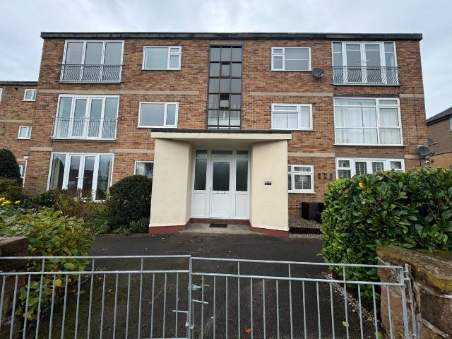 Mount Court, Heswall, Wirral CH60, 1 bed flat to rent, £850 pcm | PrimeLocation