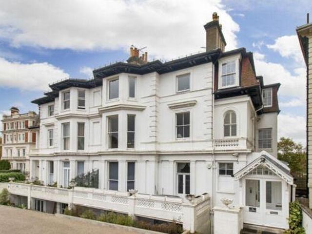 Mount Ephraim, Tunnbridge Wells, 3 Bedroom Apartment