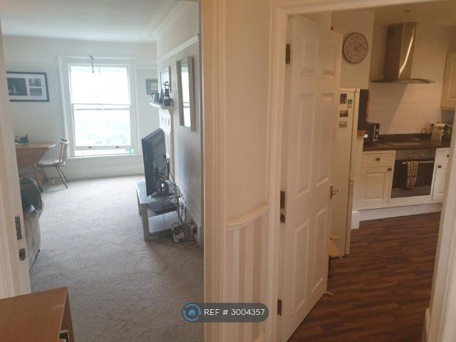Mount Ephraim, Tunbridge Wells TN4, 1 bed flat to rent, £1,250 pcm | PrimeLocation