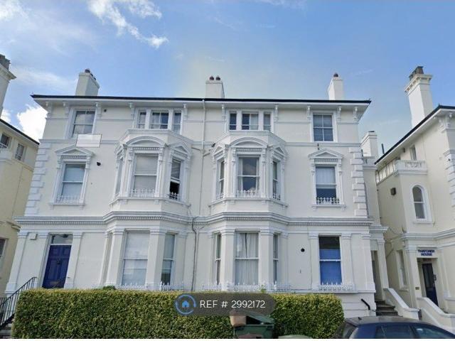 Mount Ephraim, Tunbridge Wells TN4, 2 bed flat to rent, £1,450 pcm | PrimeLocation