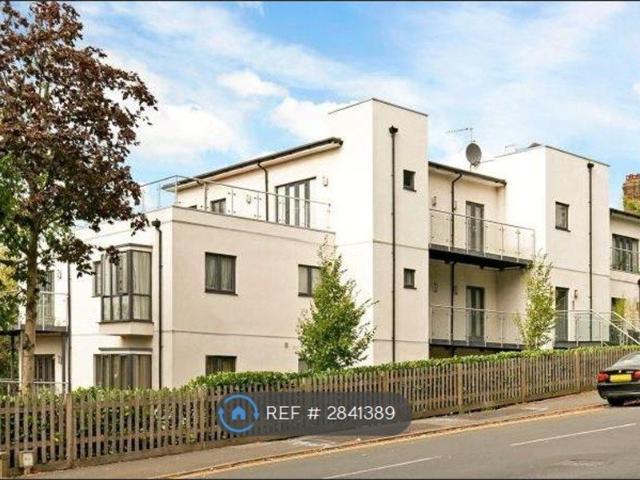 Mount Harry Road, Sevenoaks TN13, 2 bed flat to rent, £2,200 pcm | PrimeLocation