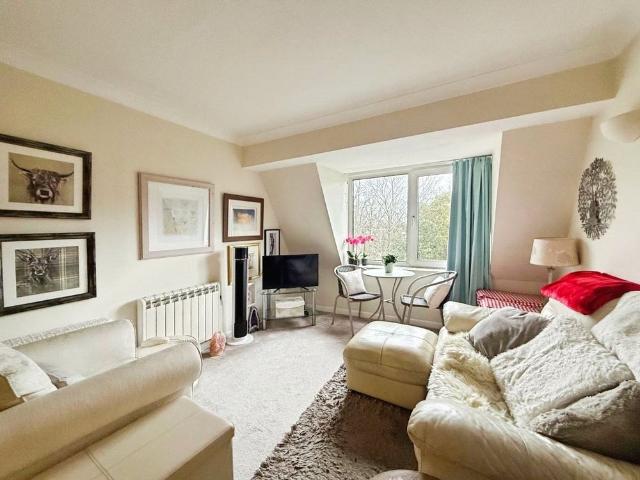 Mount Hermon Road, Woking, Surrey, GU22 7XG