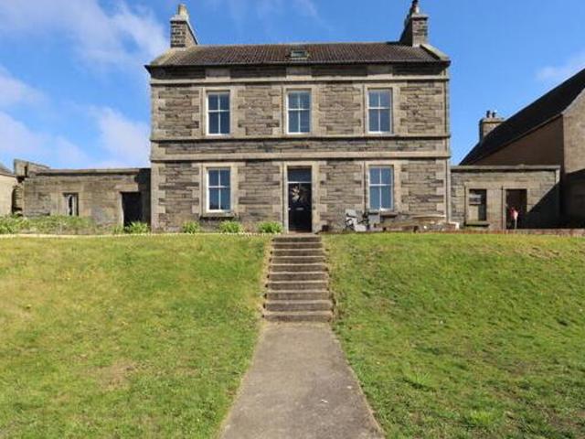 Mount Hooly House, Shore Lane, 5 Bedroom Detached