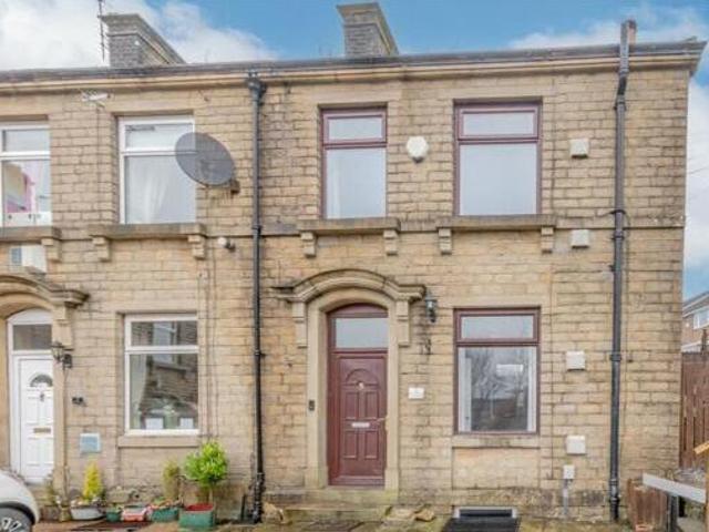 Mount, Oxleys Square, Huddersfield, 2 Bedroom Terraced