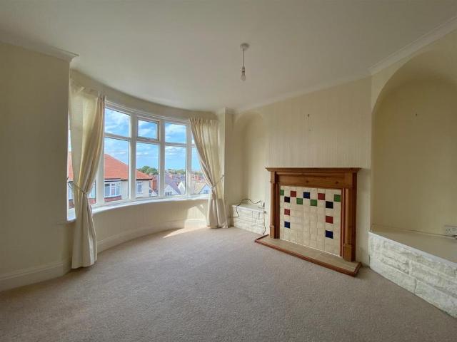 Mount Park Avenue, Scarborough