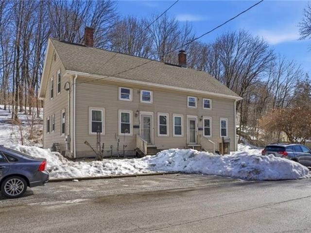 Mount Pleasant View Ave, Cumberland, Home For Sale