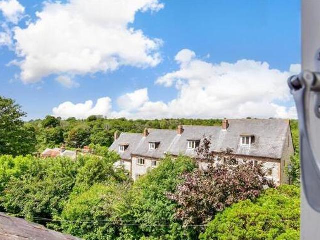 Mount Pleasant, Arundel, 2 Bedroom Terraced