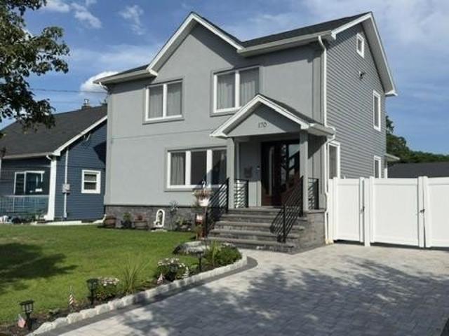 Mount Pleasant Ave, Wallington, Home For Sale