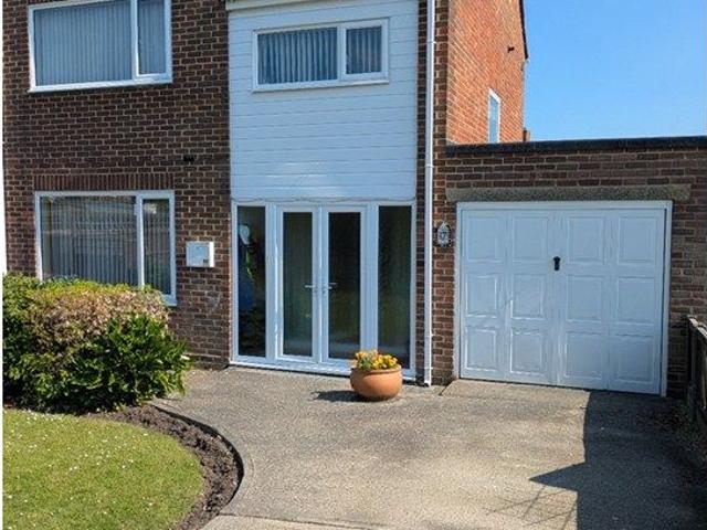 Mount Pleasant, Blean CT2, 1 bed flat to rent, £900 pcm | PrimeLocation