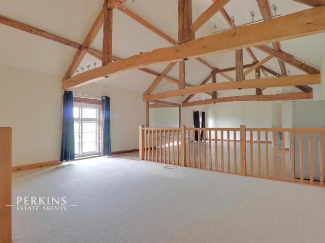 Mount Pleasant Farm, LU7 Studio to rent £1,000 pcm £231 pw