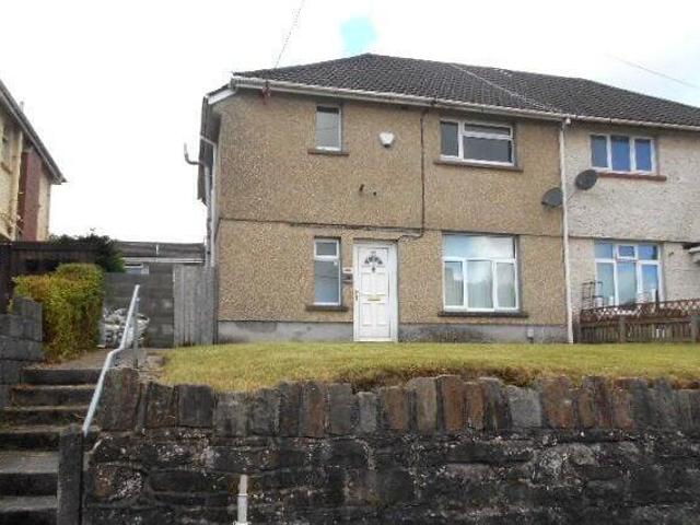 Mount Pleasant, Gowerton, 3 Bedroom Semi detached