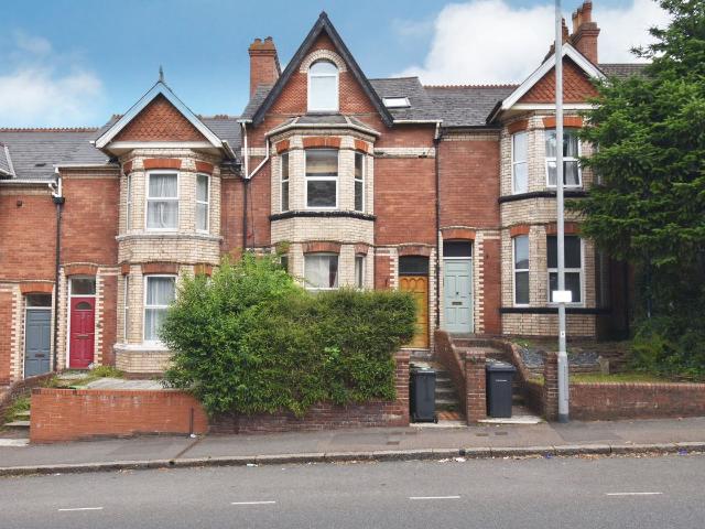 Mount Pleasant Road, Exeter EX4, 2 bed flat to rent, £1,100 pcm | PrimeLocation