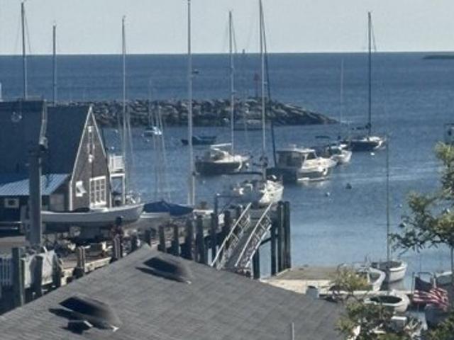 Mount Pleasant St Apt,rockport, Condo For Sale