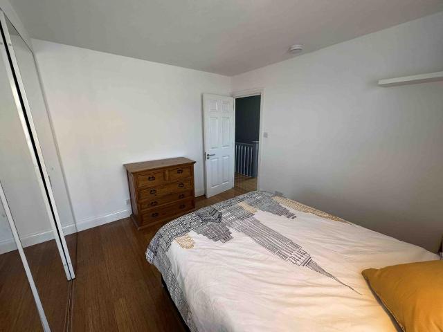 Mount Road UB3, Room to rent, £975 pcm | PrimeLocation