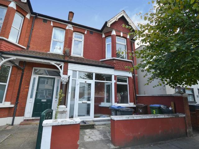 Mount Road, Wimbledon Park SW19, 3 bed property to rent, £2,575 pcm | PrimeLocation