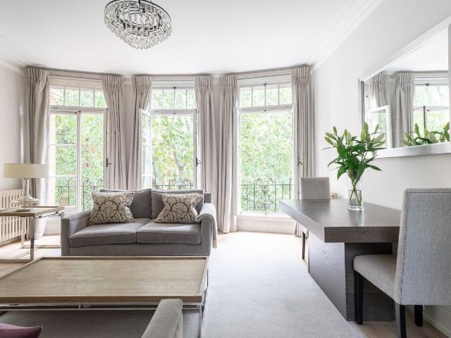 Mount Street, London, 2 W1K, 1 bed flat to rent, £6,002 pcm | PrimeLocation