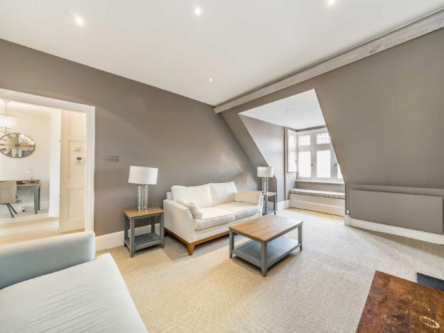 Mount Street, Mayfair, W1K, London