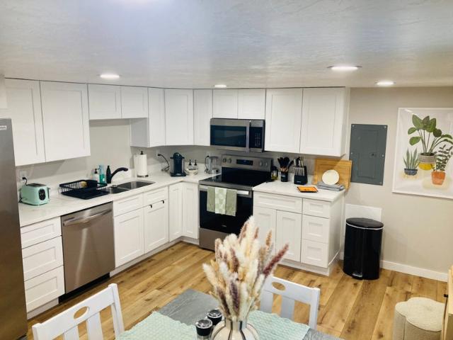 Mountain View Apartment