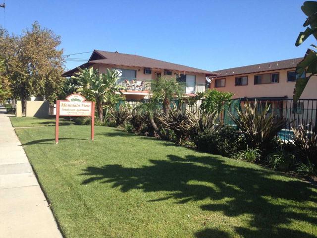 Mountain View Apartments 3 Bedroom Apartment for Rent at 2440 N Harbor Blvd, Fullerton, CA 92835