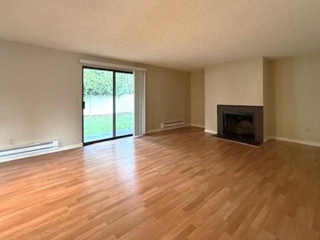Mountain View Apartments 2 Bedroom Apartment for Rent at 3611 156th St Sw, Lynnwood, WA 98087