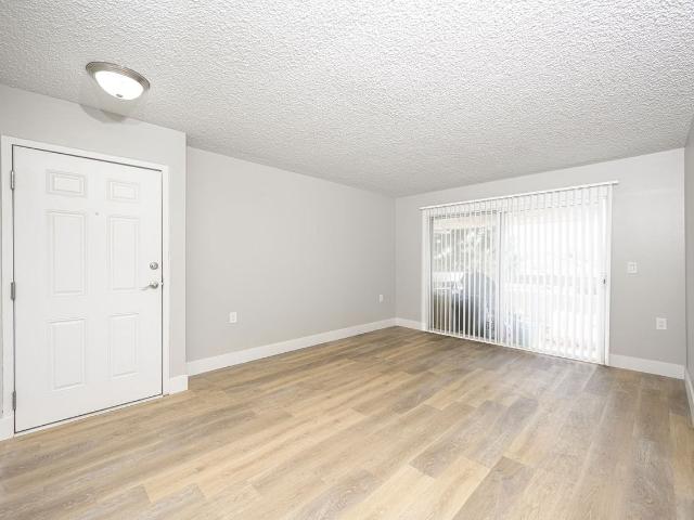 Mountain View Camarillo 3 Bedroom Apartment for Rent at 659 Las Posas Rd, Camarillo, CA 93010