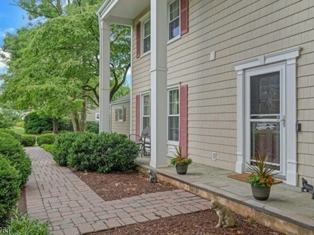 Mountain View Dr, Chester Township, Home For Sale