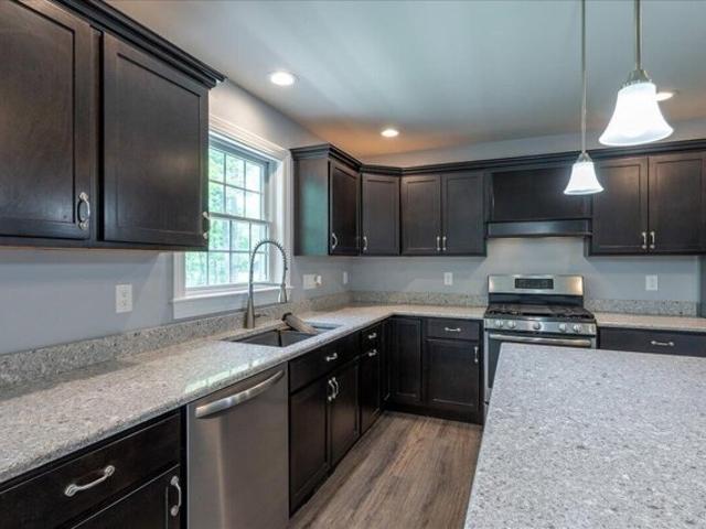 Mountain View Ext, Rockland, Home For Sale