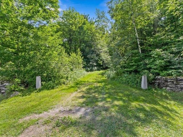 Mountain View Rd, Warren, VT 05674