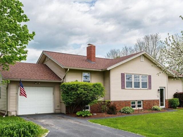 Mountain View Rd, Williston, Home For Sale