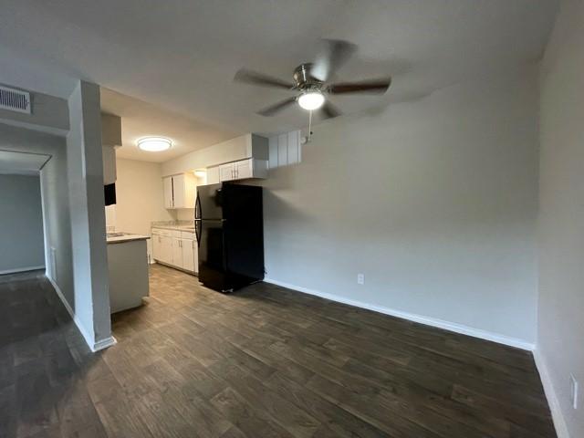 Mountain View 2 Bedroom Apartment for Rent at 5324 Preakness Ln, Dallas, TX 75211 Cockrell Hill