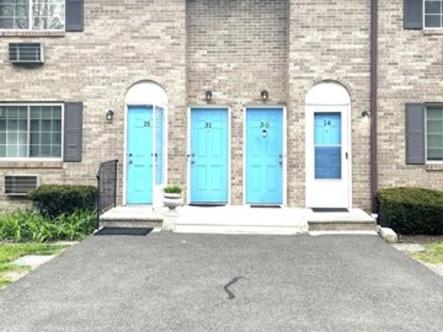 Mountain Village Rd Unit,waterbury, Condo For Sale