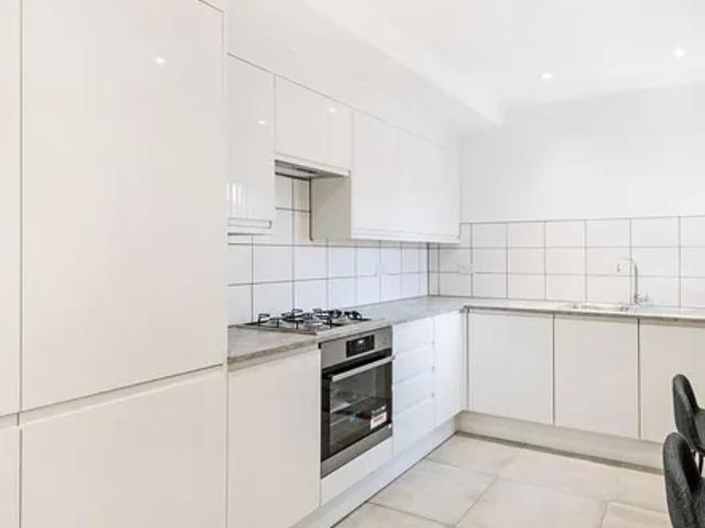 Mountain Warehouse, Upper Street, London, N1 0PJ, United Kingdom | 2 bed house for rent #168187179 | Rentberry