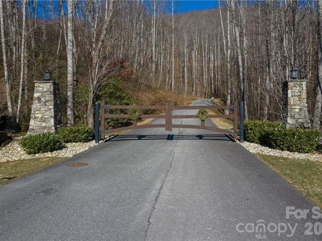 Mountain Watch Dr Lot 17, Maggie Valley, NC 28751