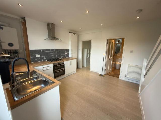 Mountain Ash Road, Abercynon CF45, 3 bed terraced house to rent, £850 pcm | PrimeLocation