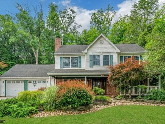 Mountain Ave, Warren Twp, Home For Sale