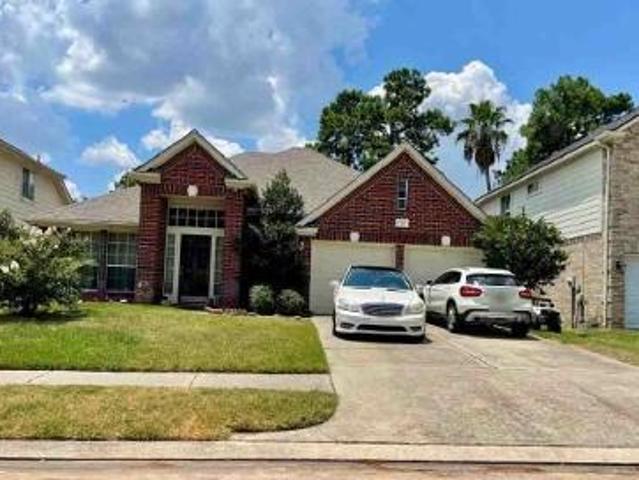Mountain Crest Dr