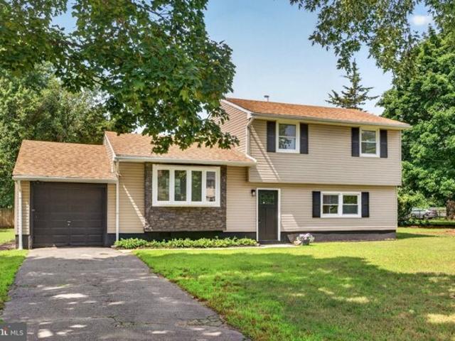 Mountain Dr, Millville, Home For Sale
