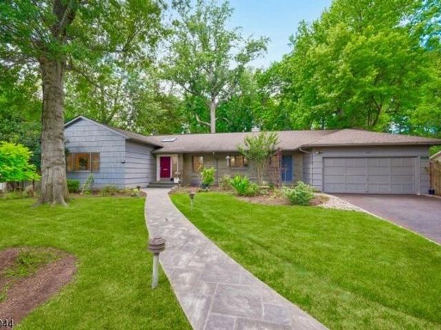 Mountain Dr, South Orange Village Township, Home For Sale