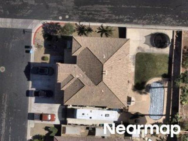 Mountain Estates Dr