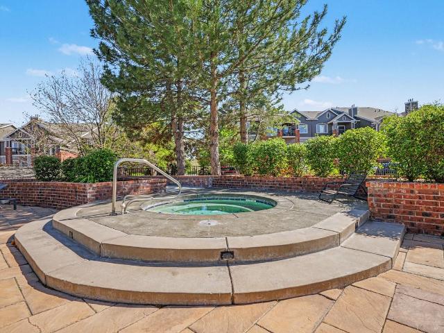 Mountain Gate 1 Bedroom Apartment for Rent at 7501 S Utica Dr, Littleton, CO 80128