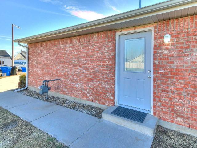 Mountaineer Investments 4 Bedroom Apartment for Rent at 2513/2515 Leeds Lane, Norman, OK 73071