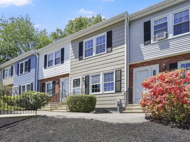 Mountainshire Dr Unit,worcester, Condo For Sale