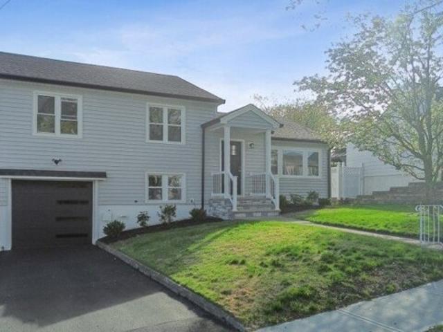 Mountainview Dr, Clifton, Home For Sale