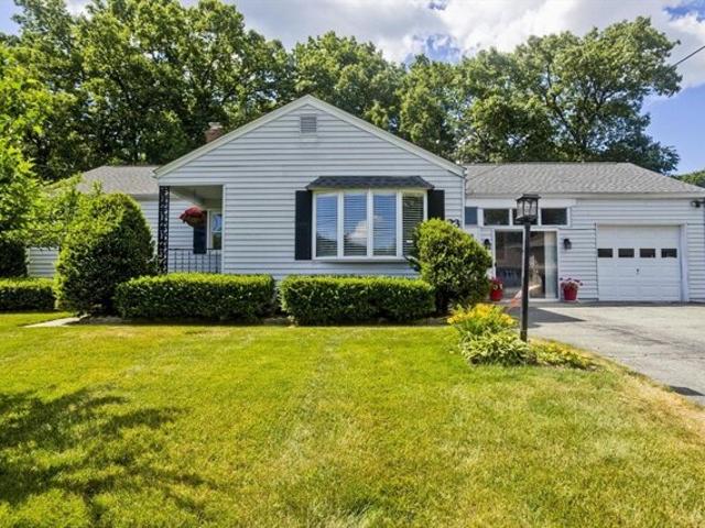 Mountainview St, Chicopee, Home For Sale