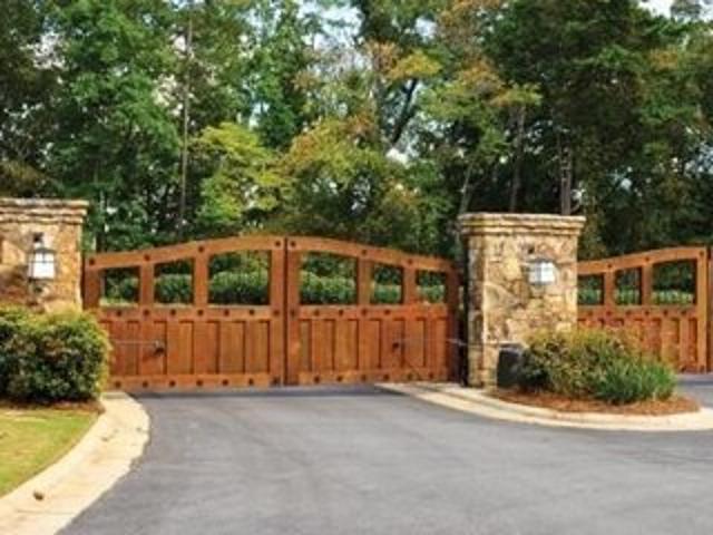 Mountainwoods Dr, Lake Harmony, Home For Sale