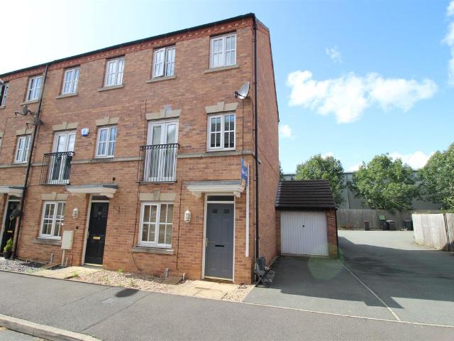 Mountbatten Way, Chilwell, Nottingham NG9, 3 bed end terrace house to rent, £1,250 pcm | PrimeLocation
