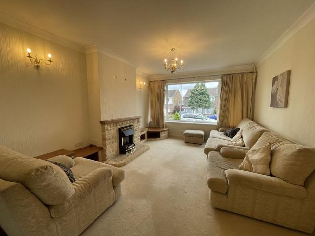 Mountbatten Close, Heath