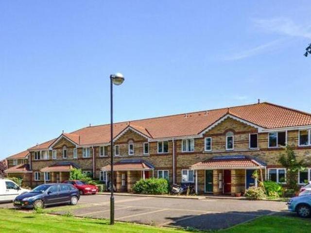 Mountbatten Gardens, Beckenham, 2 Bedroom Flat